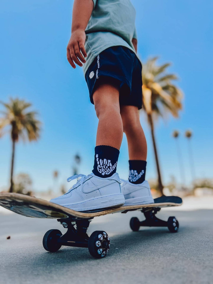 good vibes socks – Daffodilly